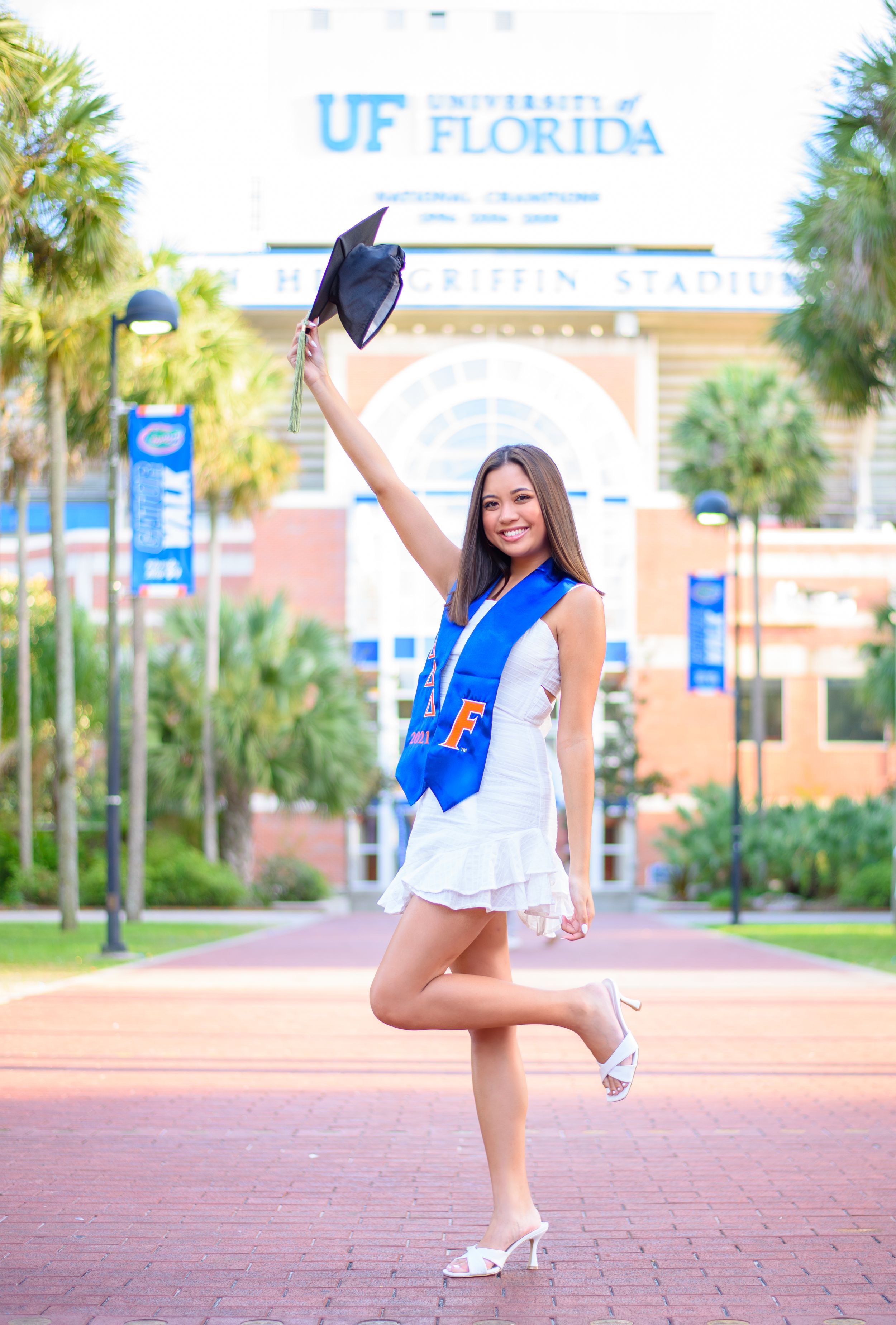 UF Graduation photos - Jimena DC Photography