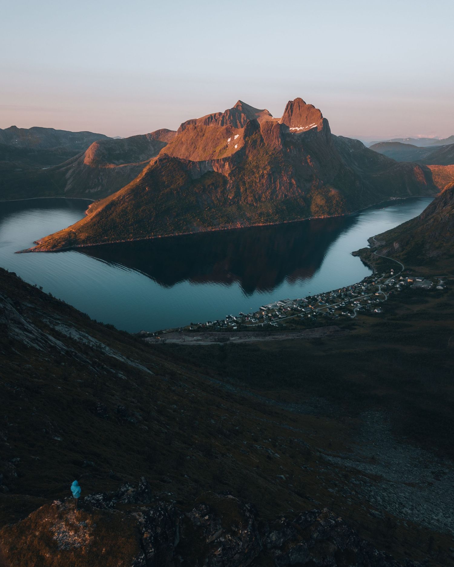 4 best hikes on Senja Island, Norway - experience the midnight sun ...