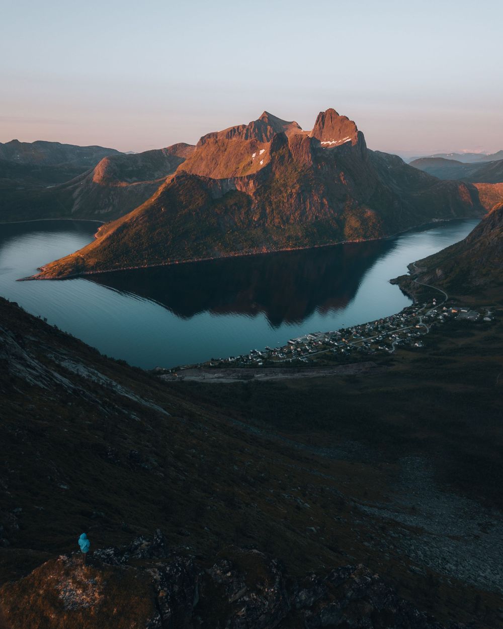 4 best hikes on Senja Island, Norway - experience the midnight sun ...