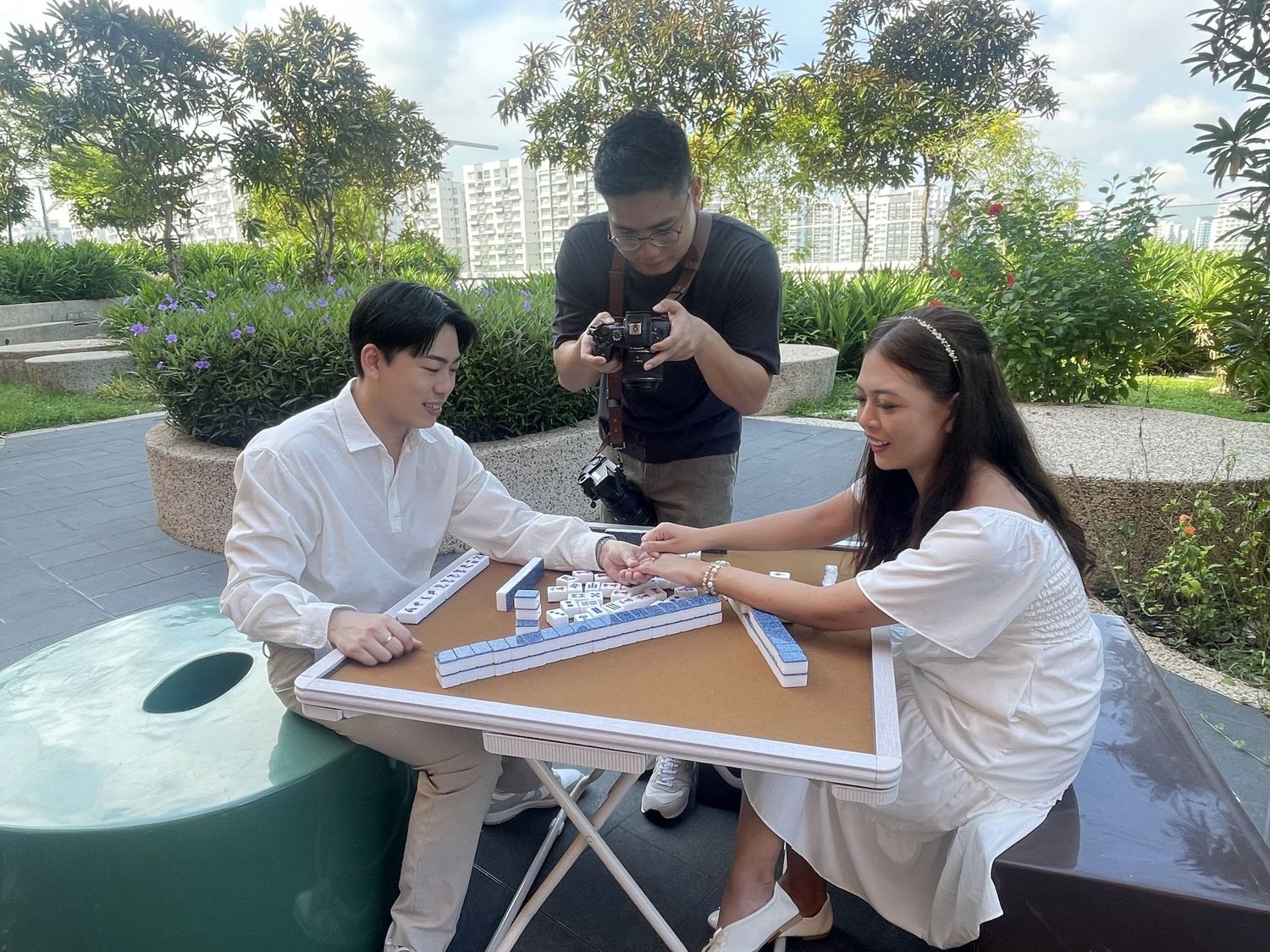 About - Singapore Wedding Photographer | Love In Frames