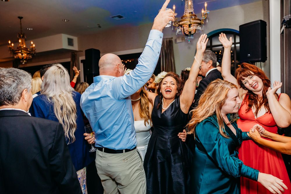 KEEP THE PARTY GOING: FUN TIPS TO MAKE YOUR WEDDING RECEPTION ...