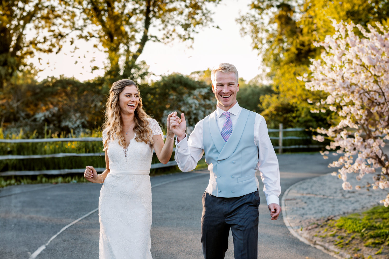 Sophie and Tom - Vicky Lewis Photography