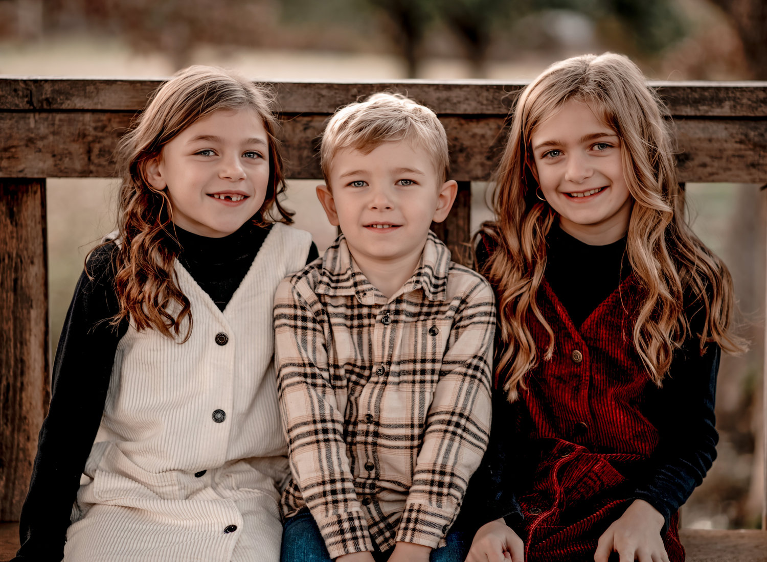 Children / Milestone / Newborn - Limitless Photography