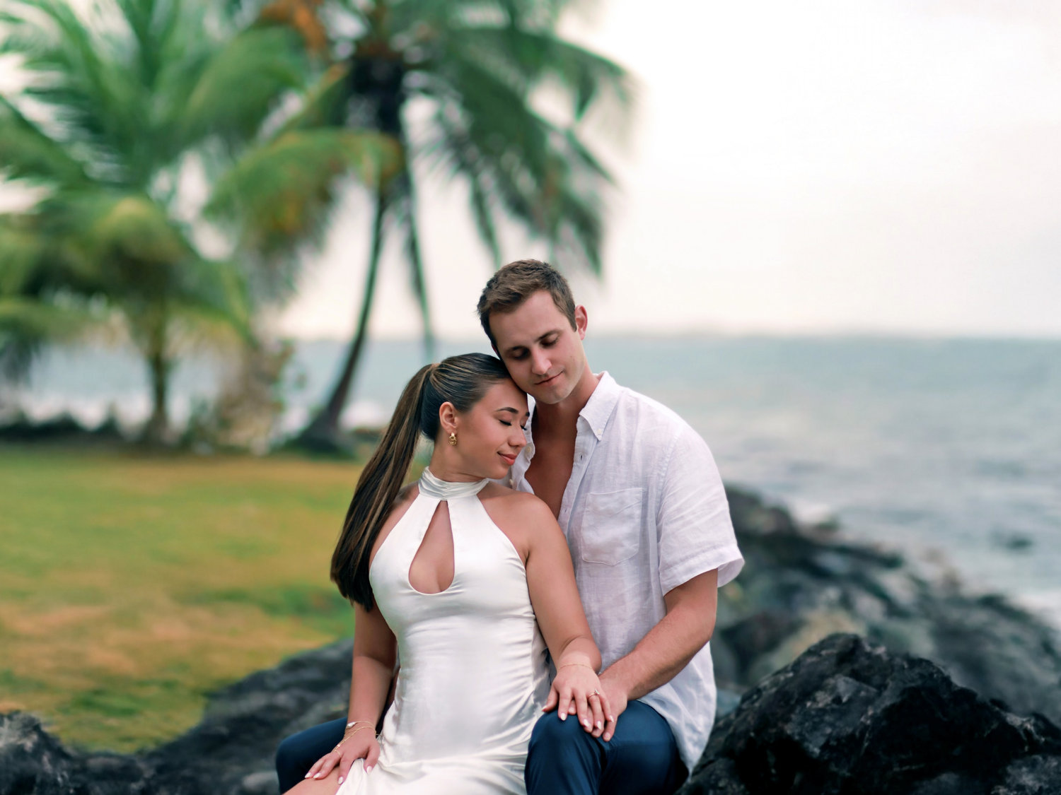 Engagement/Couples Beachside - Albert Ray Photo
