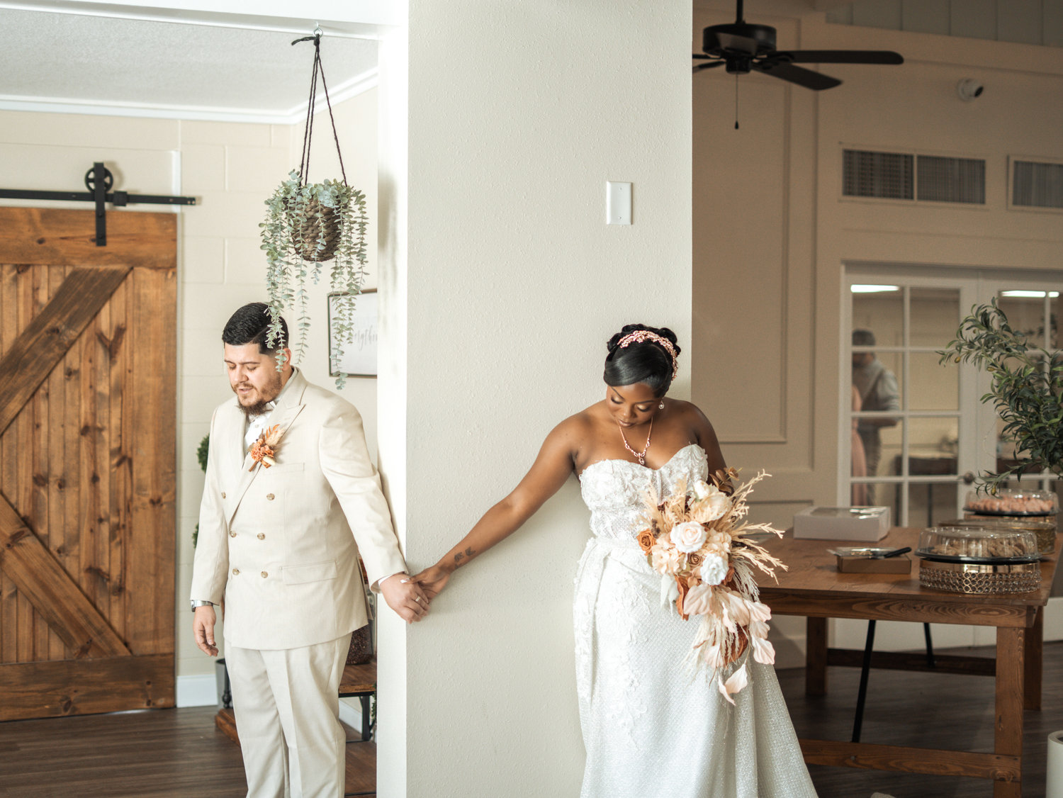 Must-Have Wedding Shots: A Photographer & Videographer’s Checklist ...