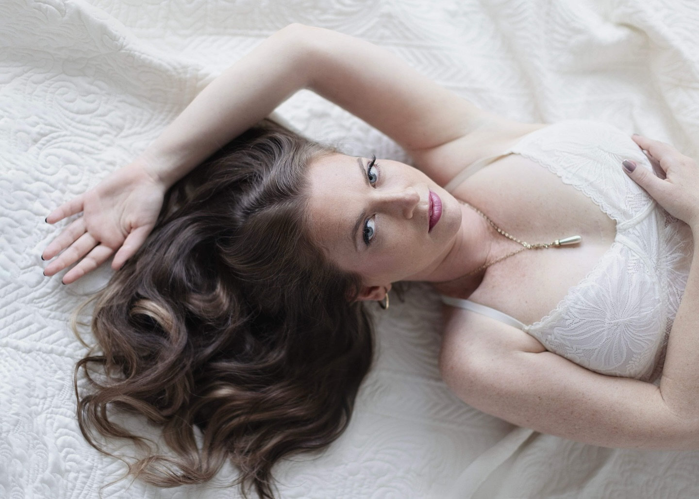 Boudoir and Beauty Portraits - Elizabeth Lang Photography