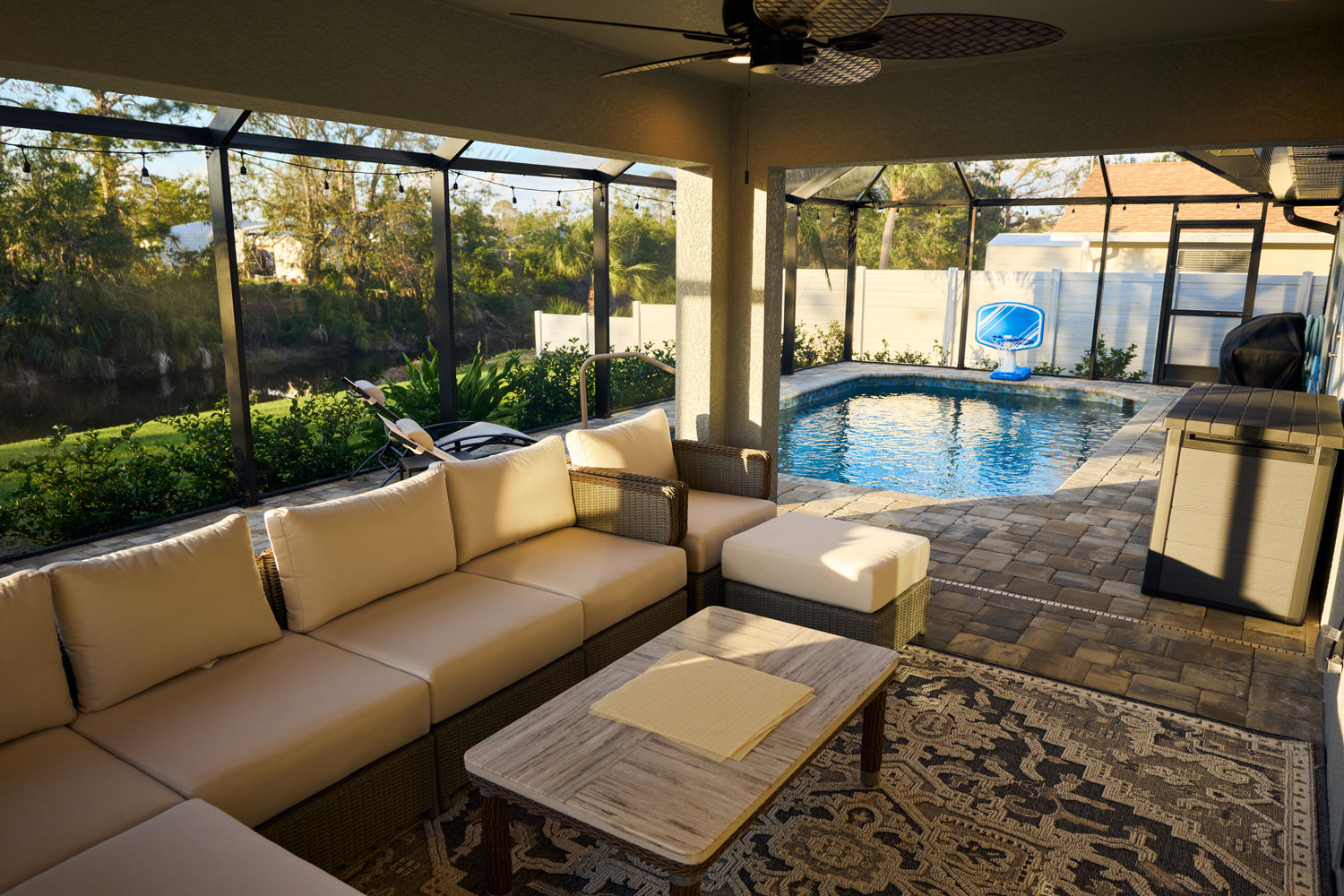 Sarasota Studio - VANTAGESTUDIO.ART