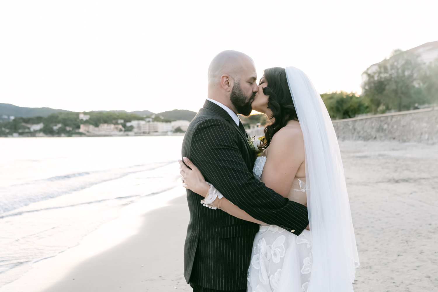 Mandy & Boris — Un mariage élégant au Grand Hôtel des Sablettes (La ...