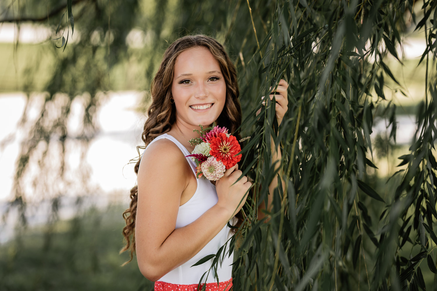 What to Wear for Your Senior Session: Outfits that Feel Like You - JR ...