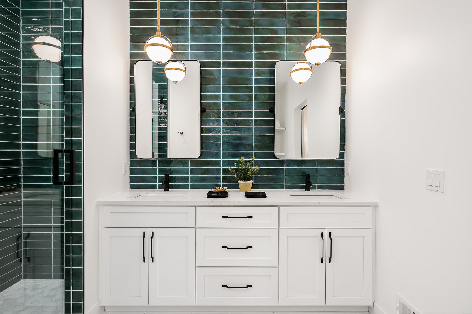 Chicago Multi Unit Property Photos - Fio Creative