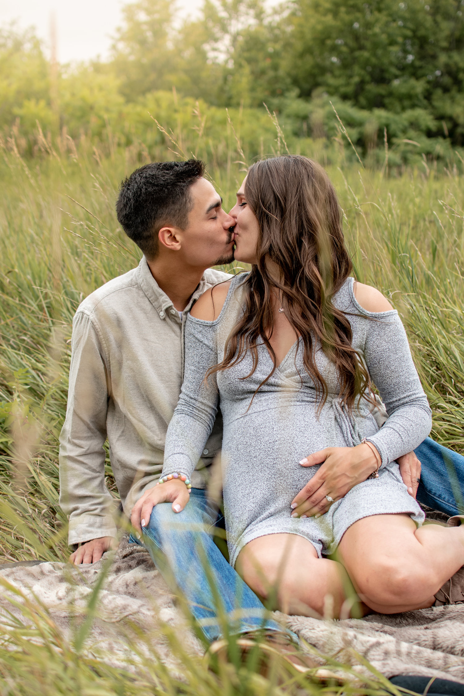 Minnesota Maternity Photographer - Minnesota Photographer: Serena Marie Photography