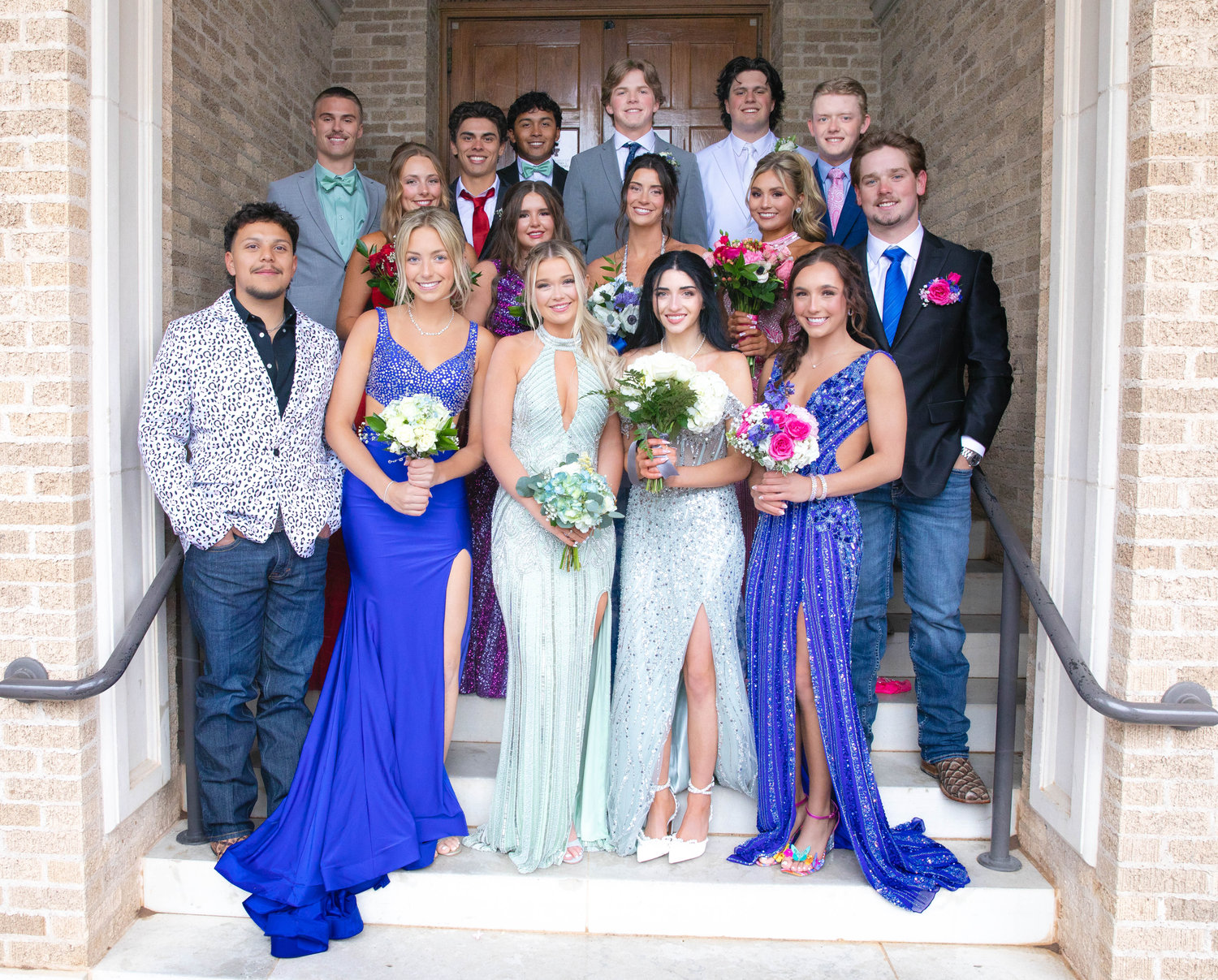 Prom With a Twist – The Cooper Prom Crew 2025 - Maddie Q's photography