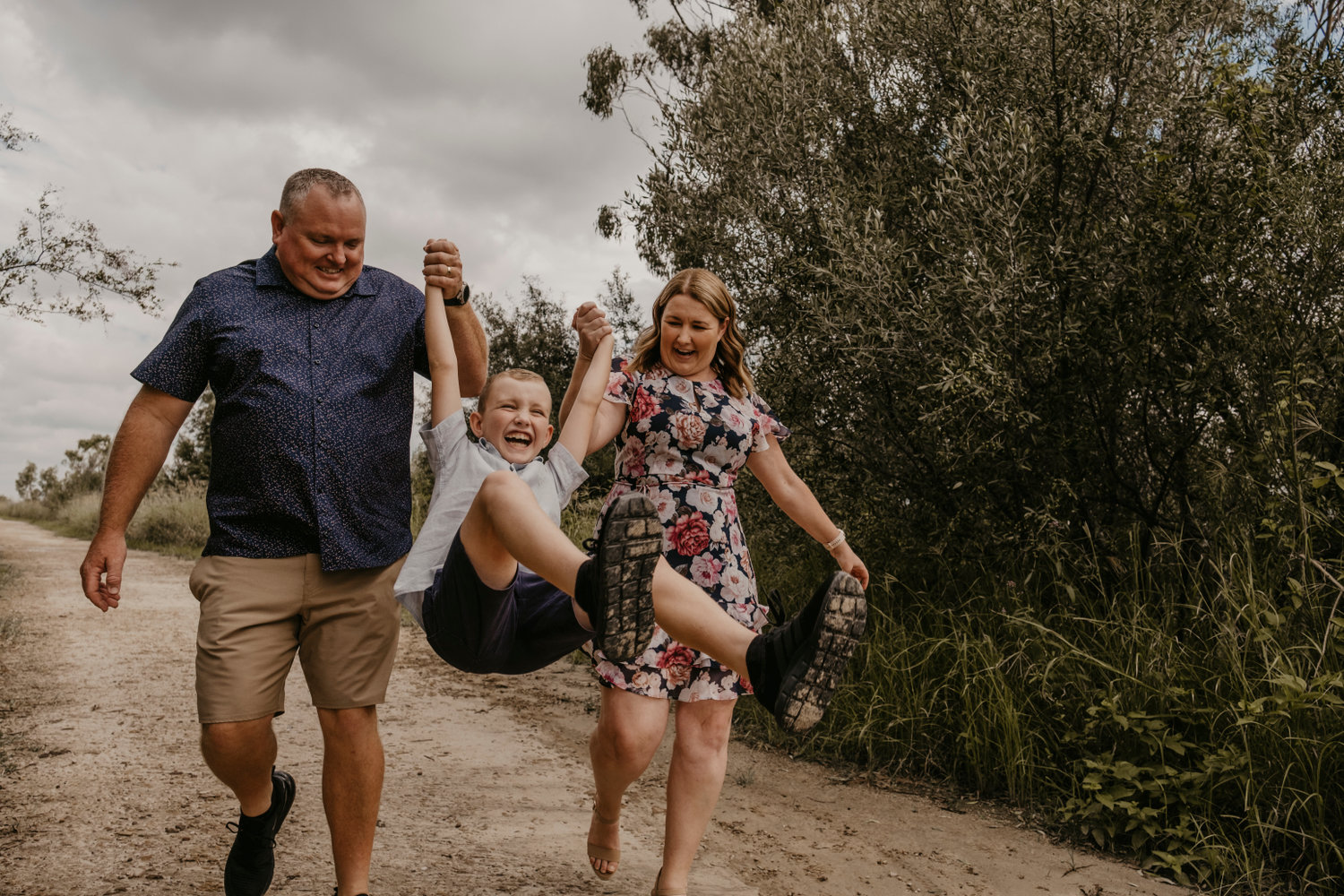 A quick guide to photo poses - Marve Photography