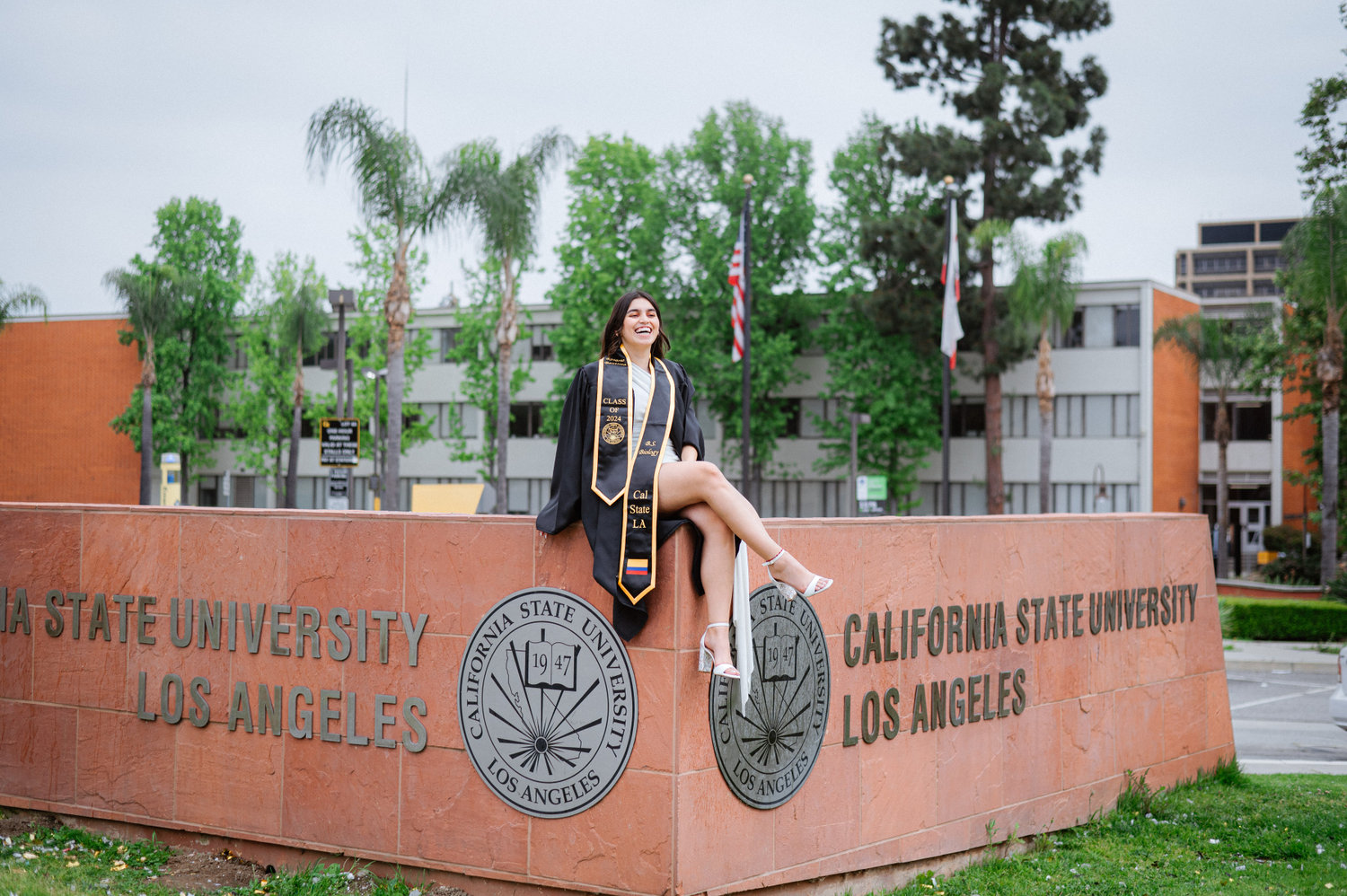 Cal State Los Angeles Graduation Photos - Love By Sergiree Wedding ...