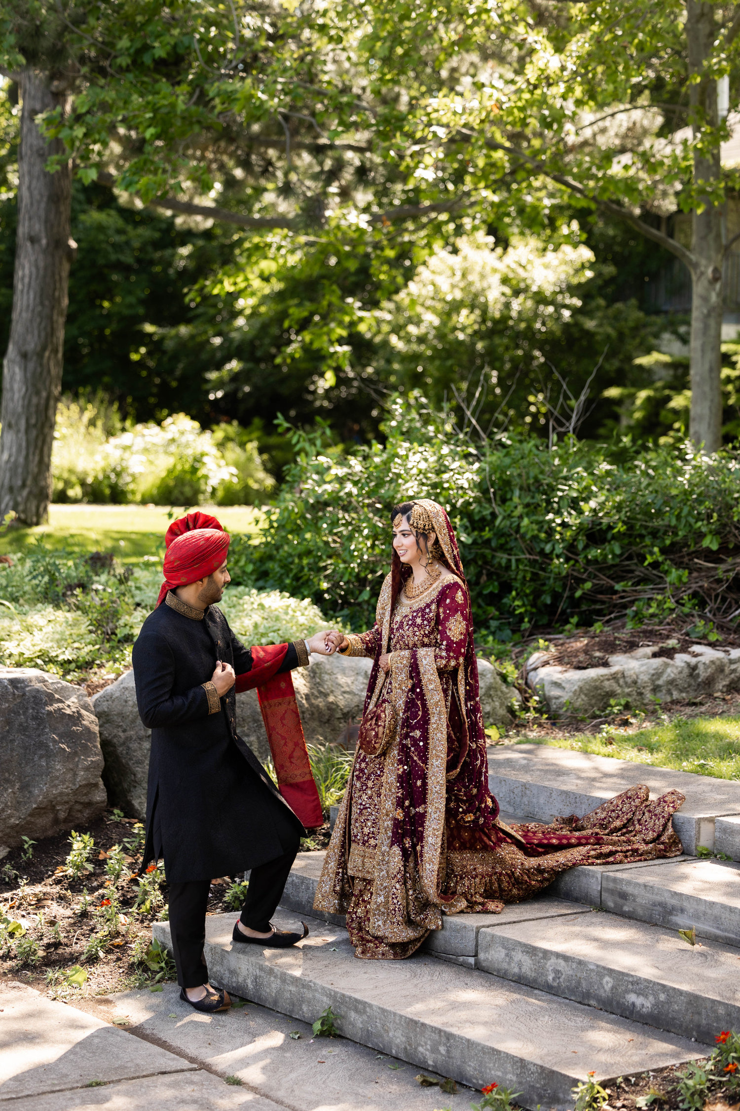 A Regal Red Romance: Rida & Sami's Reception - Pokiman Photos