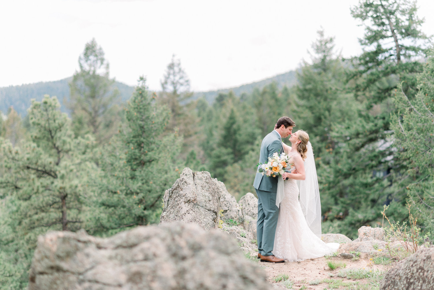 Erin & Matt | Woodlands Wedding - Allison Easterling Photography