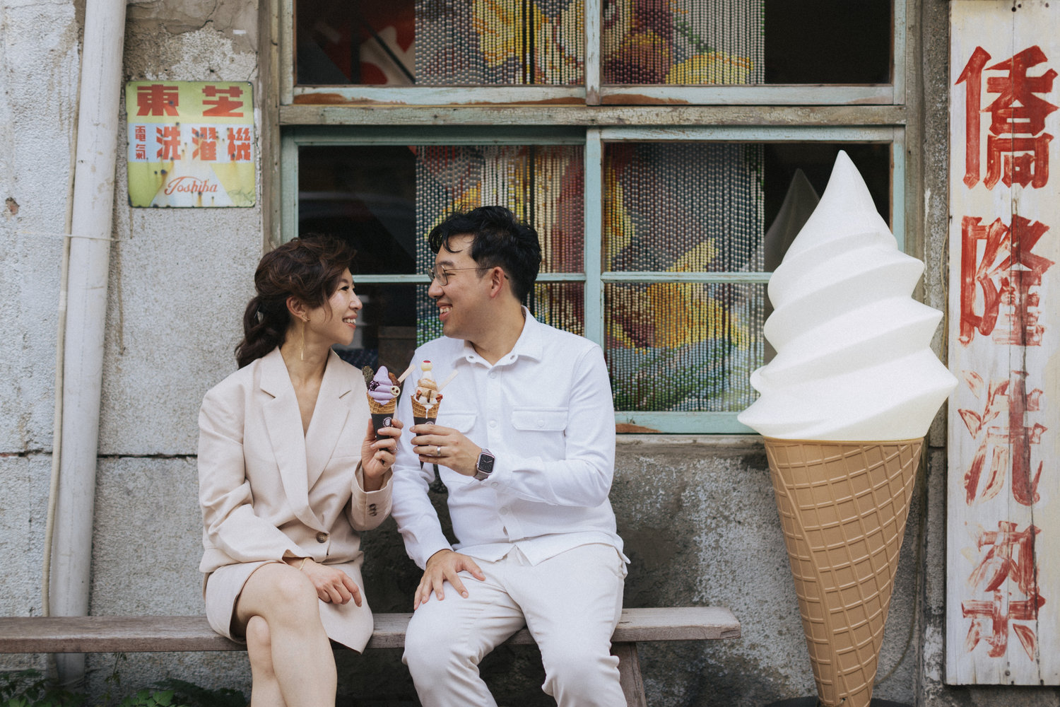Gloria & Phil | Couple Session at Dihua & Chifeng Street - Taipei ...