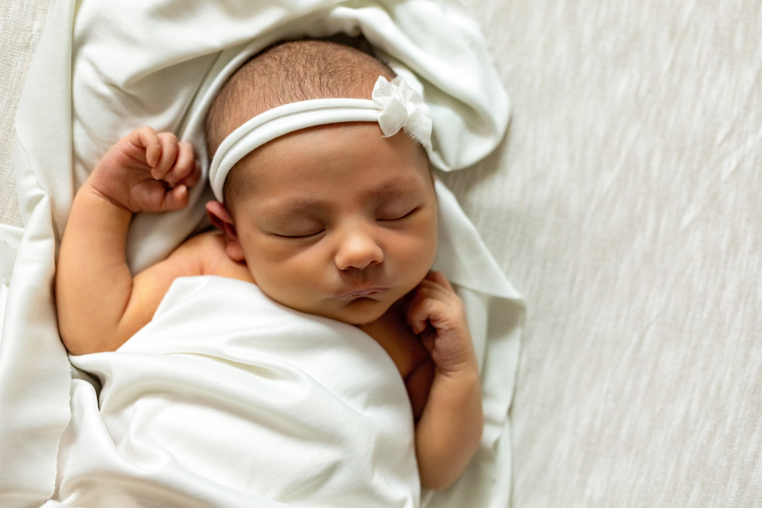 Newborn Sessions - The Best Nest Portraits