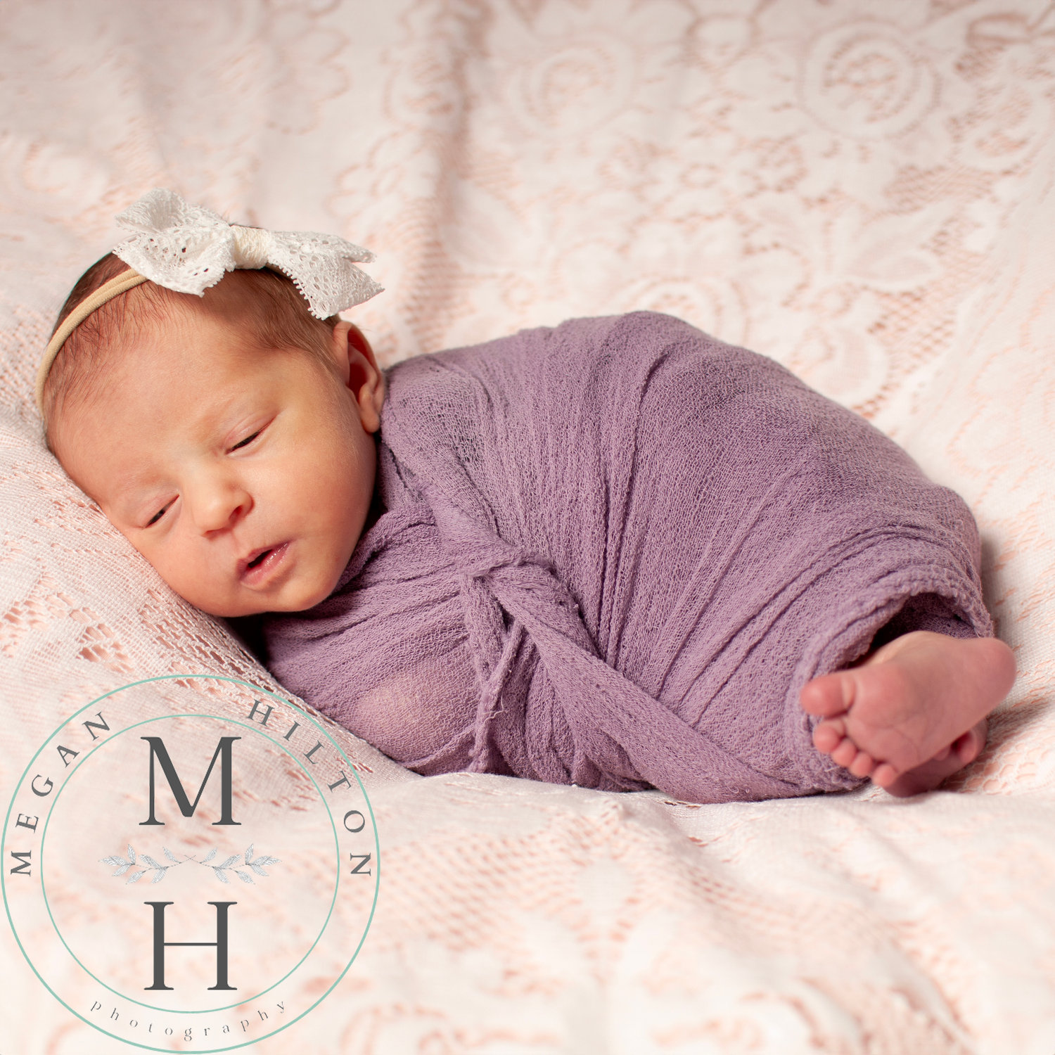 Baby Kate - The Hoisington Family - Megan Hilton Photography