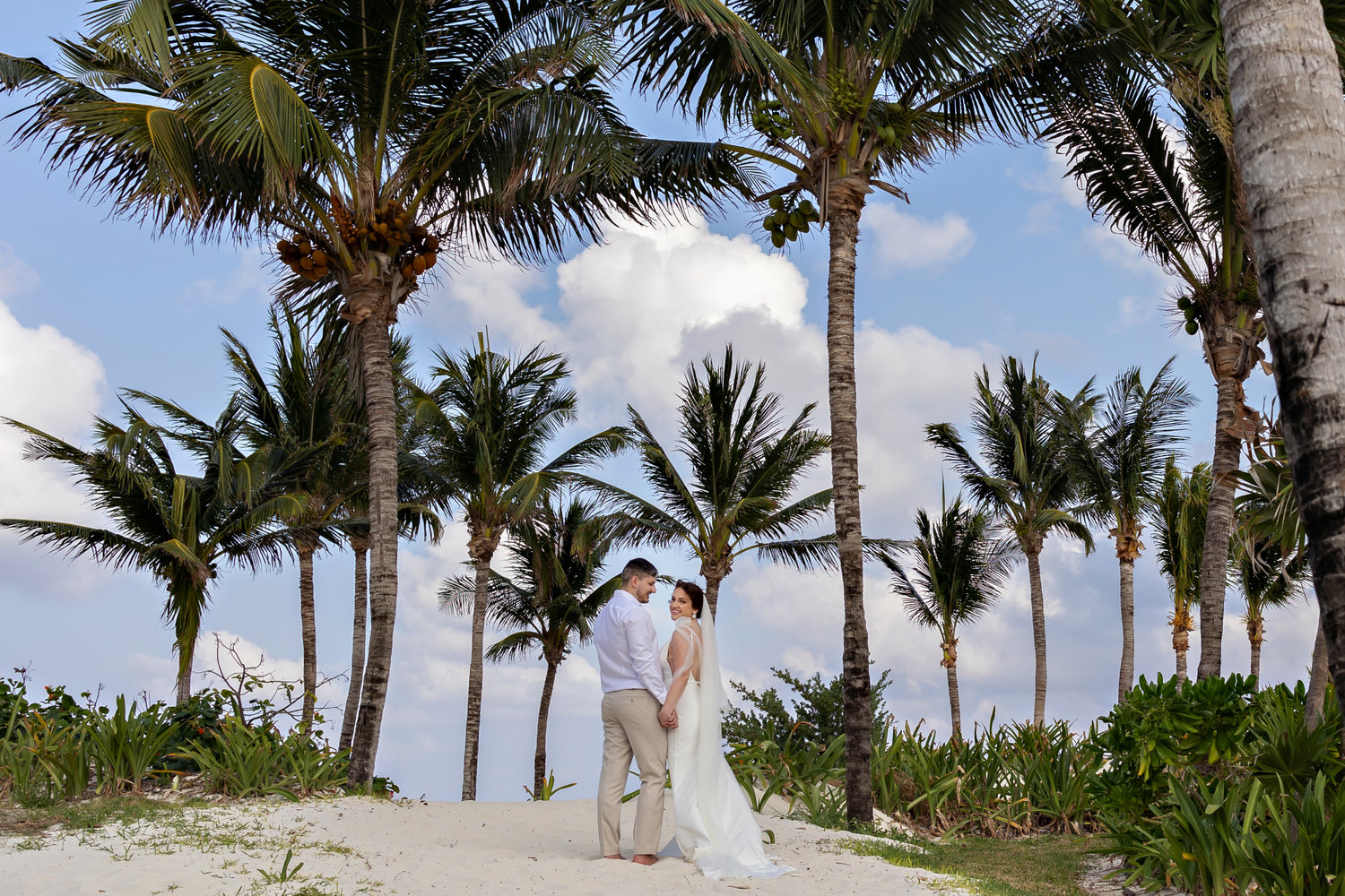 Intimate Elopement at Royalton Riviera Cancunujeres Copy - Quetzal Wedding Photo