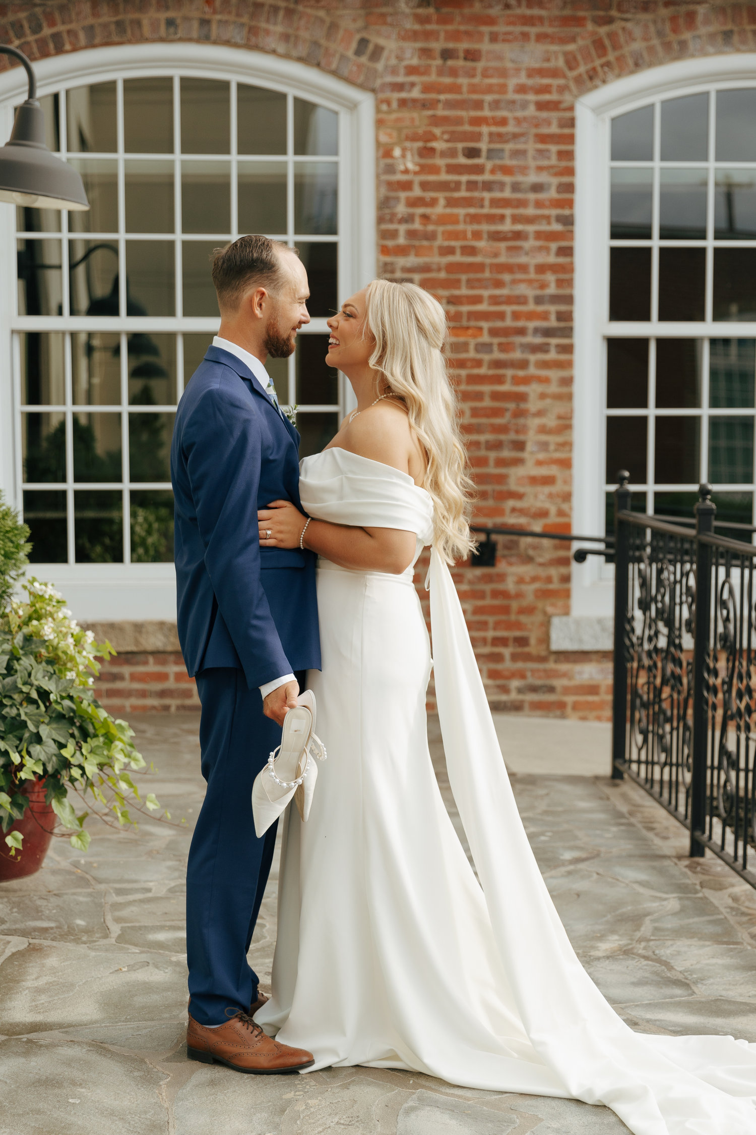 Elegant & Timeless Wedding at The Colonnade at Revolution Mill in ...