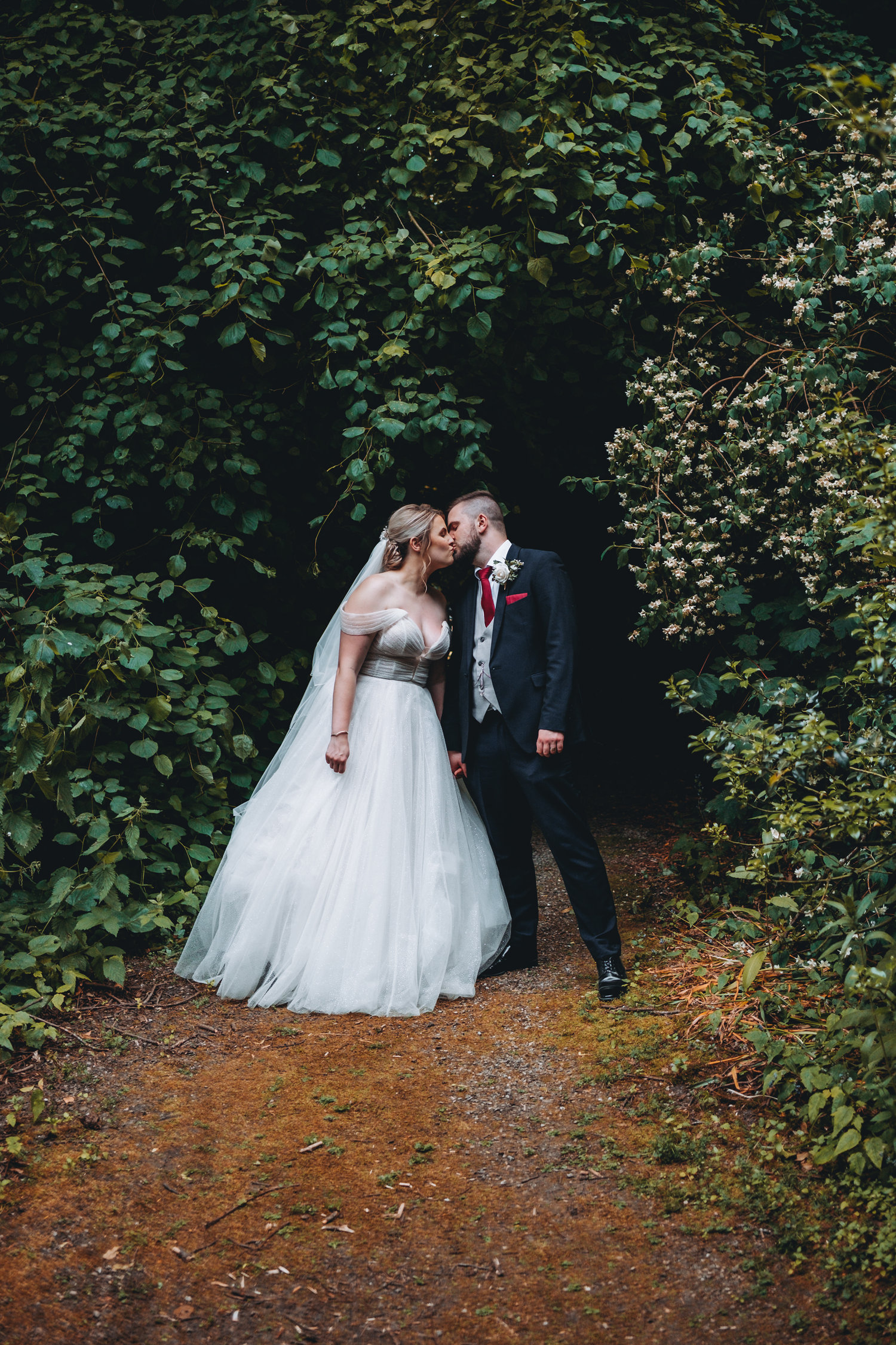 ALEISHA & MATTHEW - BARTLE HALL - Trioh Media - Wedding Photography ...