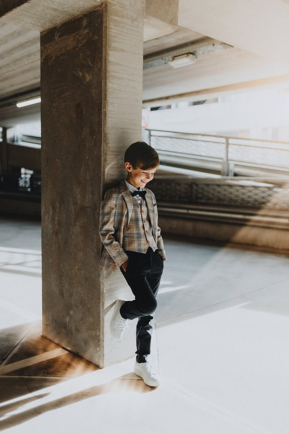 Spontane & natuurlijke communie & lentefeest fotografie in West Vlaanderen - sid kemel ...