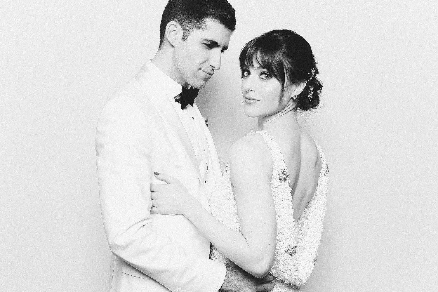 B&W Wedding Portraits - Jonathan Connolly Photography