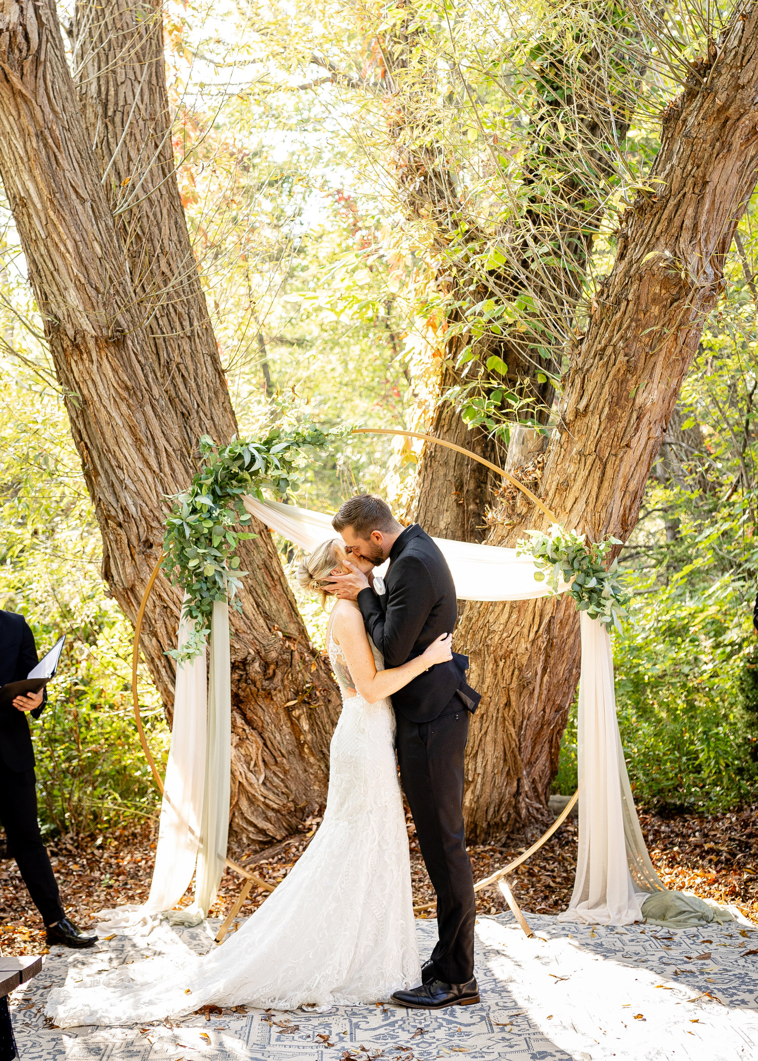 A Romantic September Wedding: Brett and Jess's Dream Day at Kin Loch ...