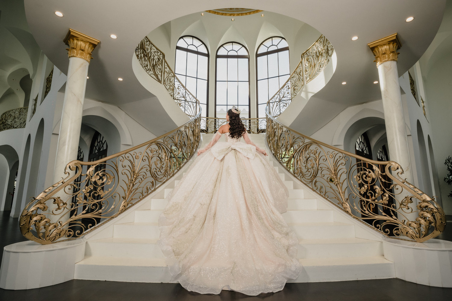 White Swan Castle Quinceanera - Genesis - Lorenzo Tinoco Photography