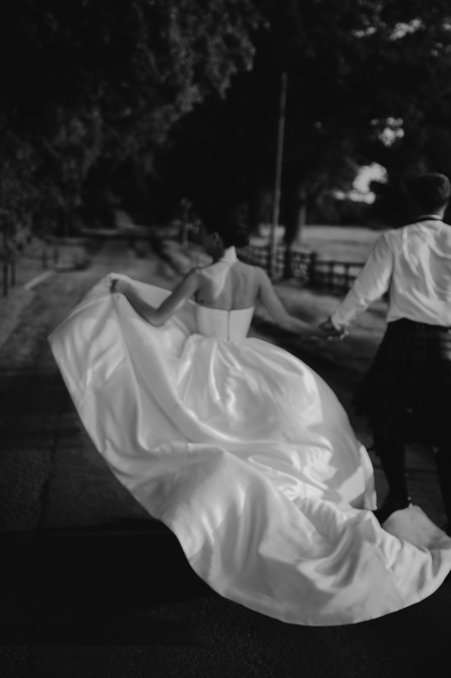 Grace + Shane - Summer Wedding at Aswarby Rectory - Rosie Kelly Photography
