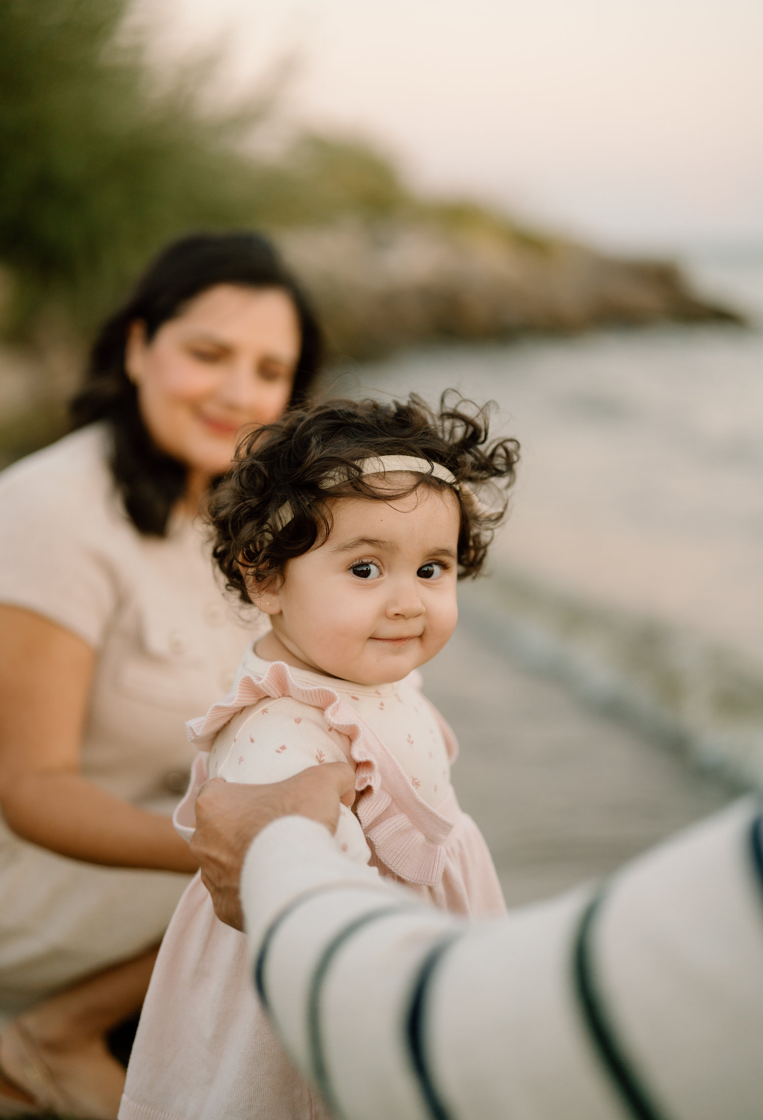 Metro Beach Family Photos - Mary Ann Photography
