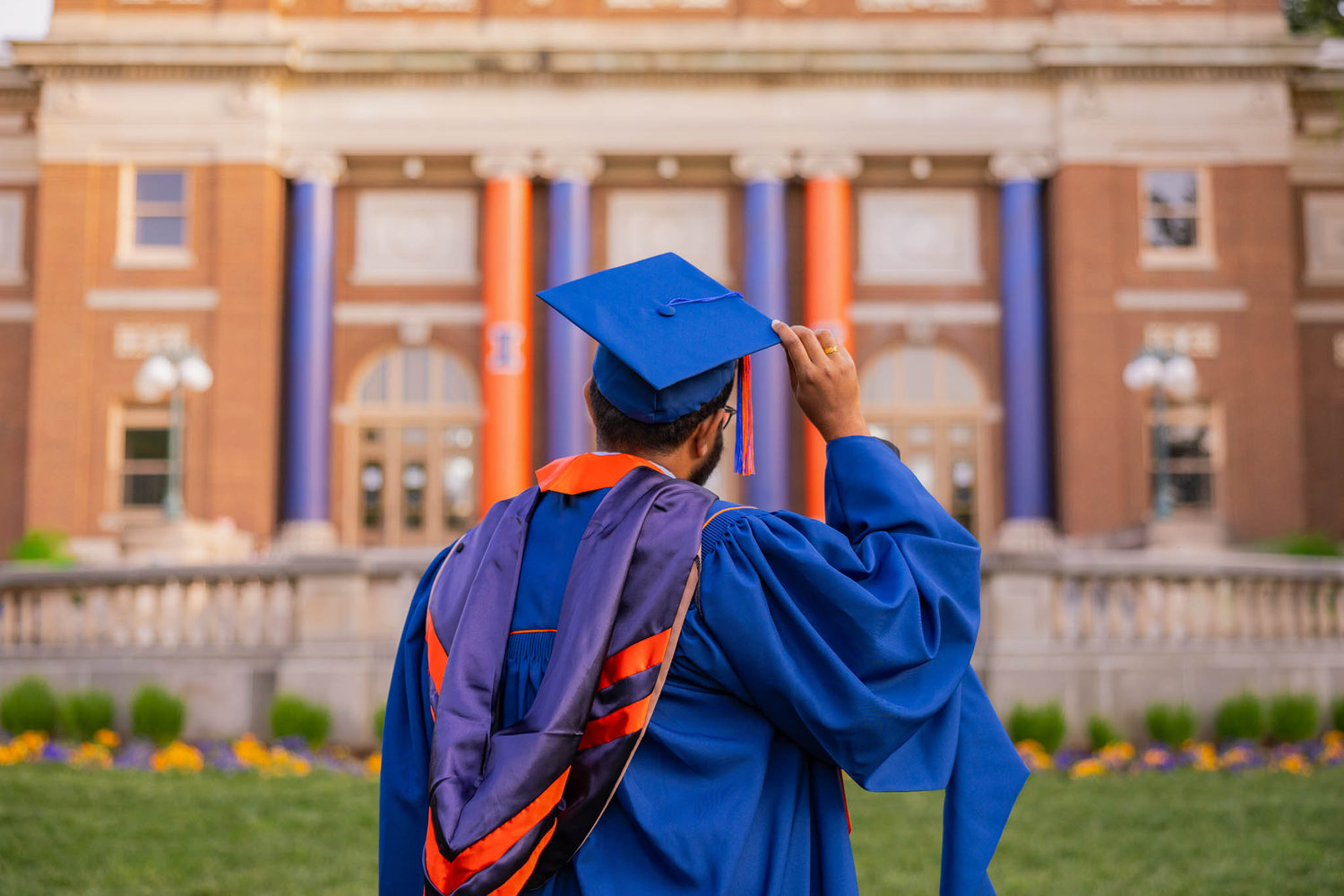 UIUC Graduation Photos | University of Illinois Grad Photographer ...