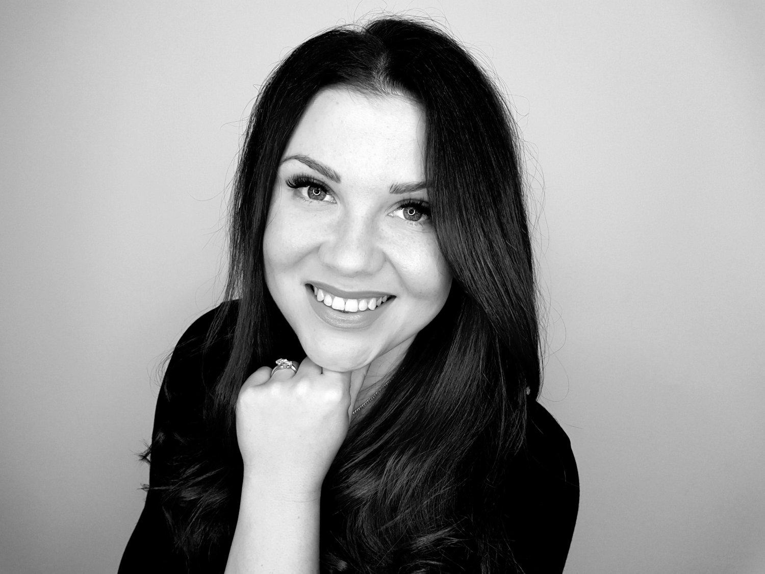 Meet Your Photographer Melissa | Capturing Curves Photography ...