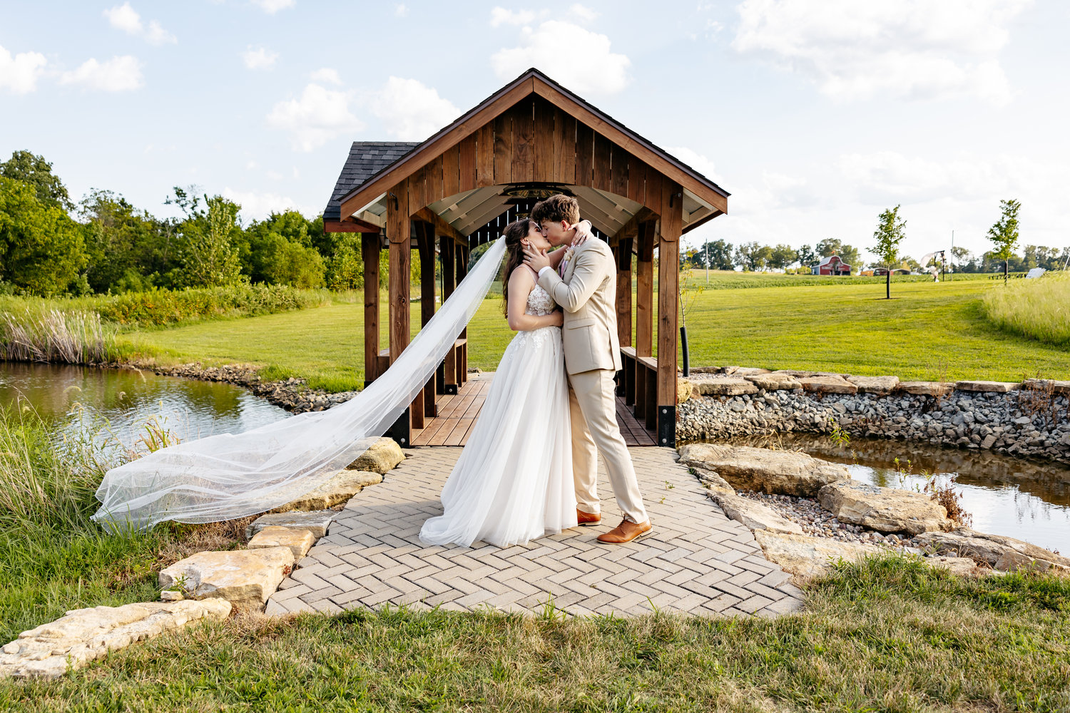 The Barn at Lone Eagle Landing - Ivory Grove