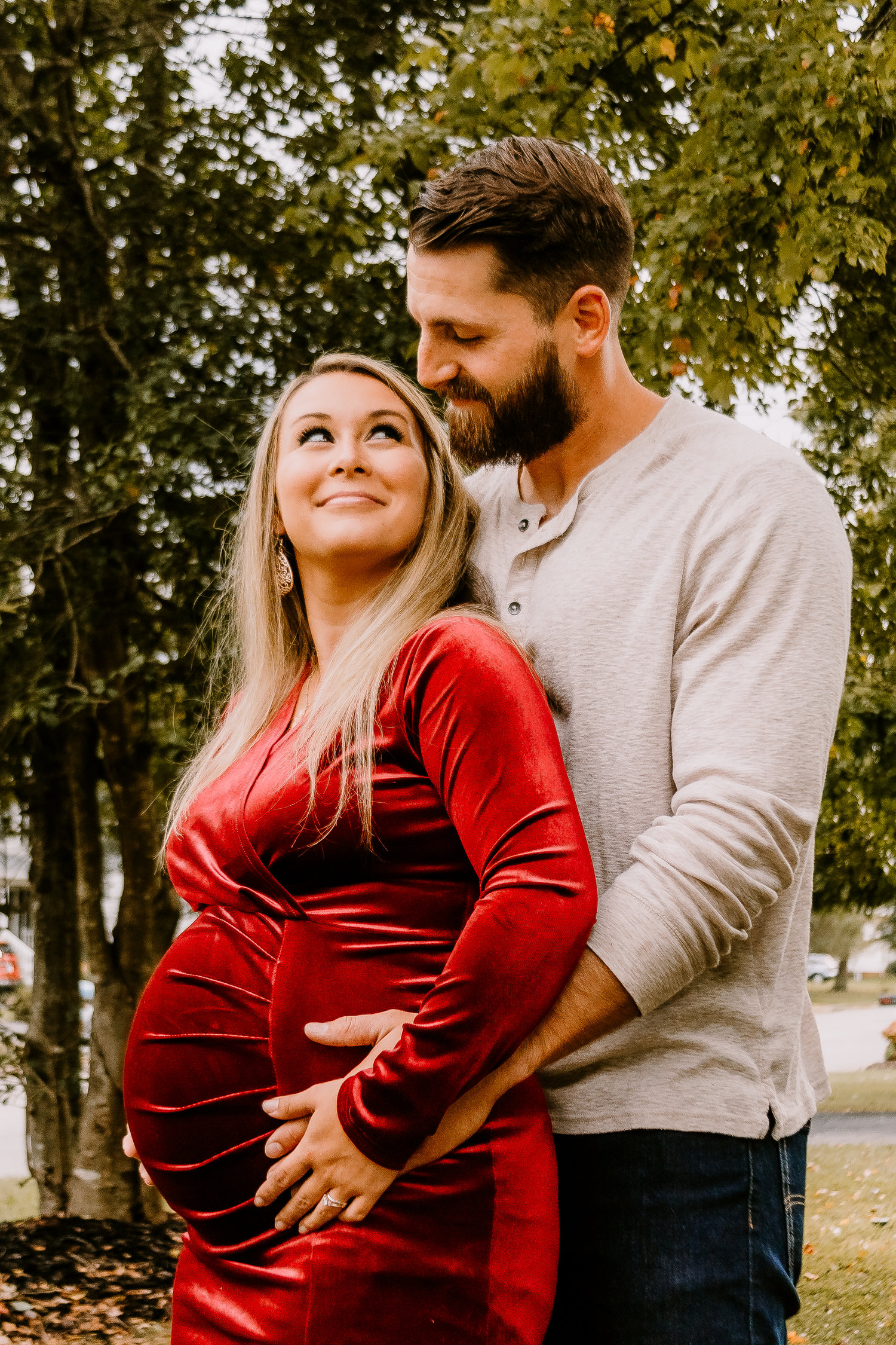 Belly Bump Maternity - Lauren Austin Studio | Virginia Photographer