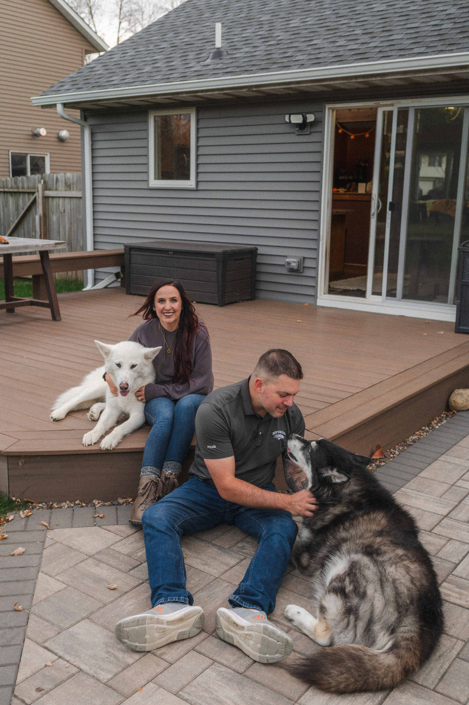 Malamute Dog Family Photos - Kenzie Phelps Photography