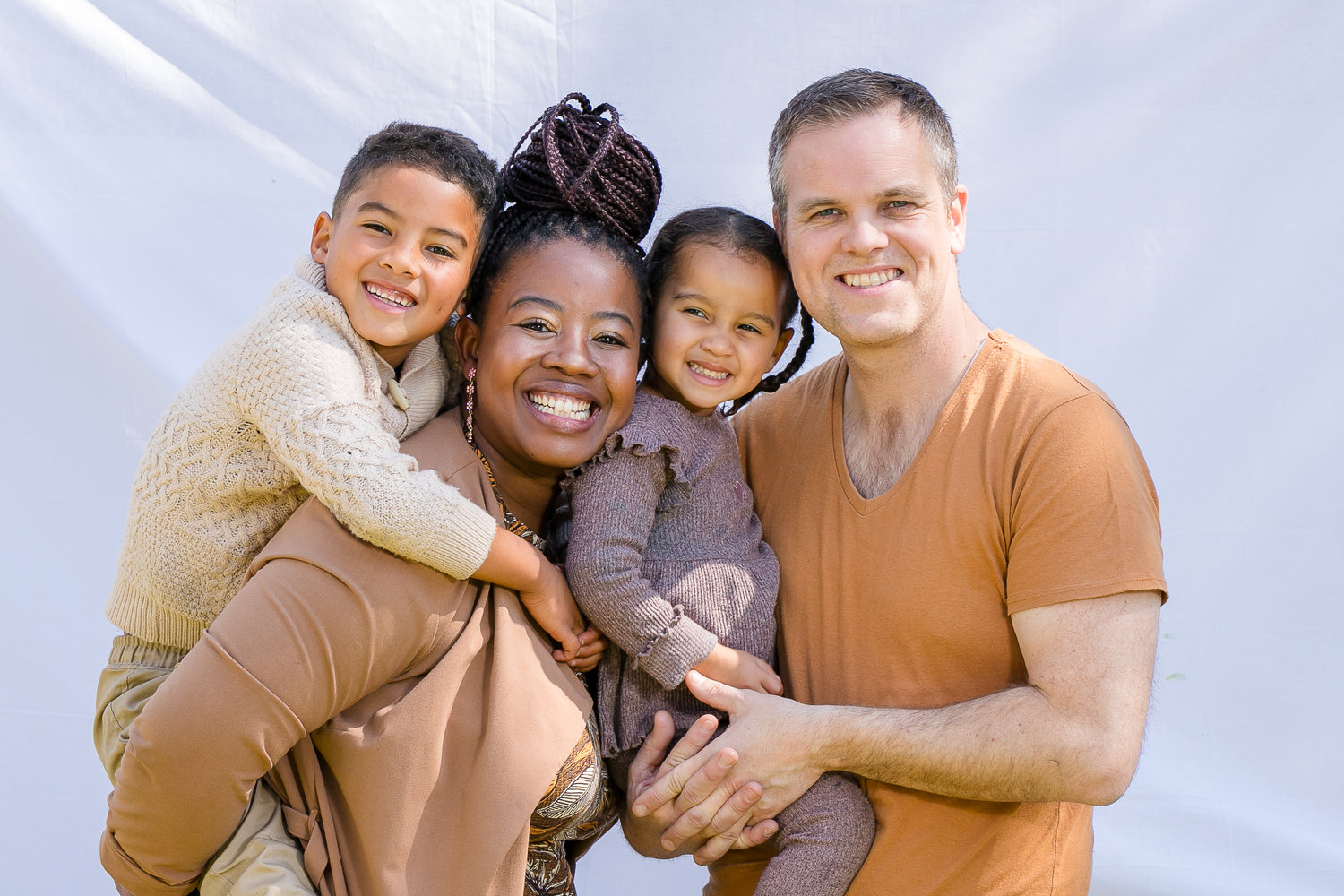 FAMILY MINI SESSIONS - Heti Pearl Photography