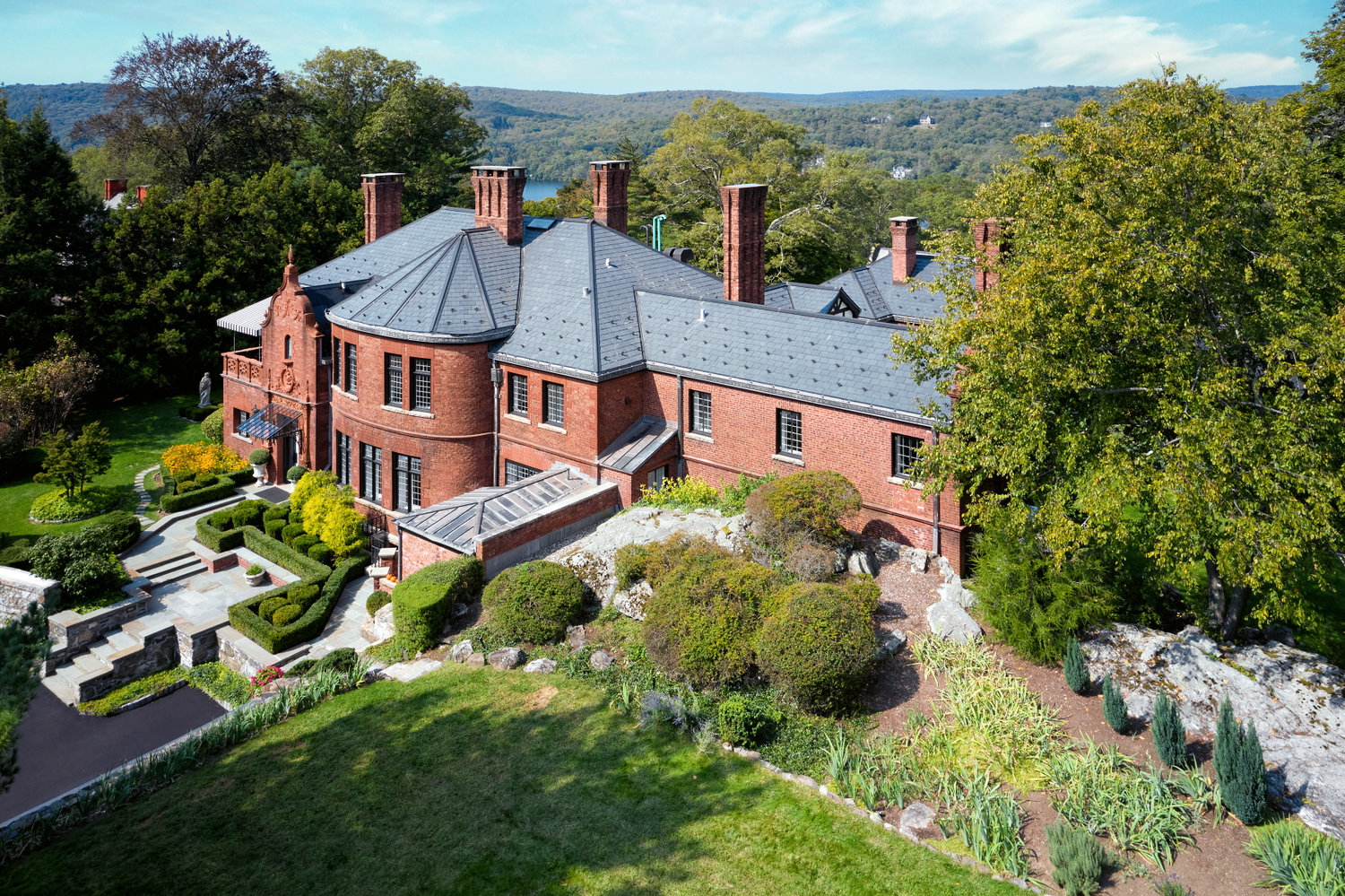 Bret Wills | New York, New Jersey + Connecticut Architectural Photography