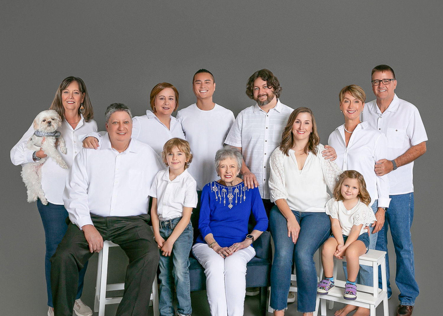 Cherishing Family Memories: Liz’s Family Reunion Session at Imageana ...