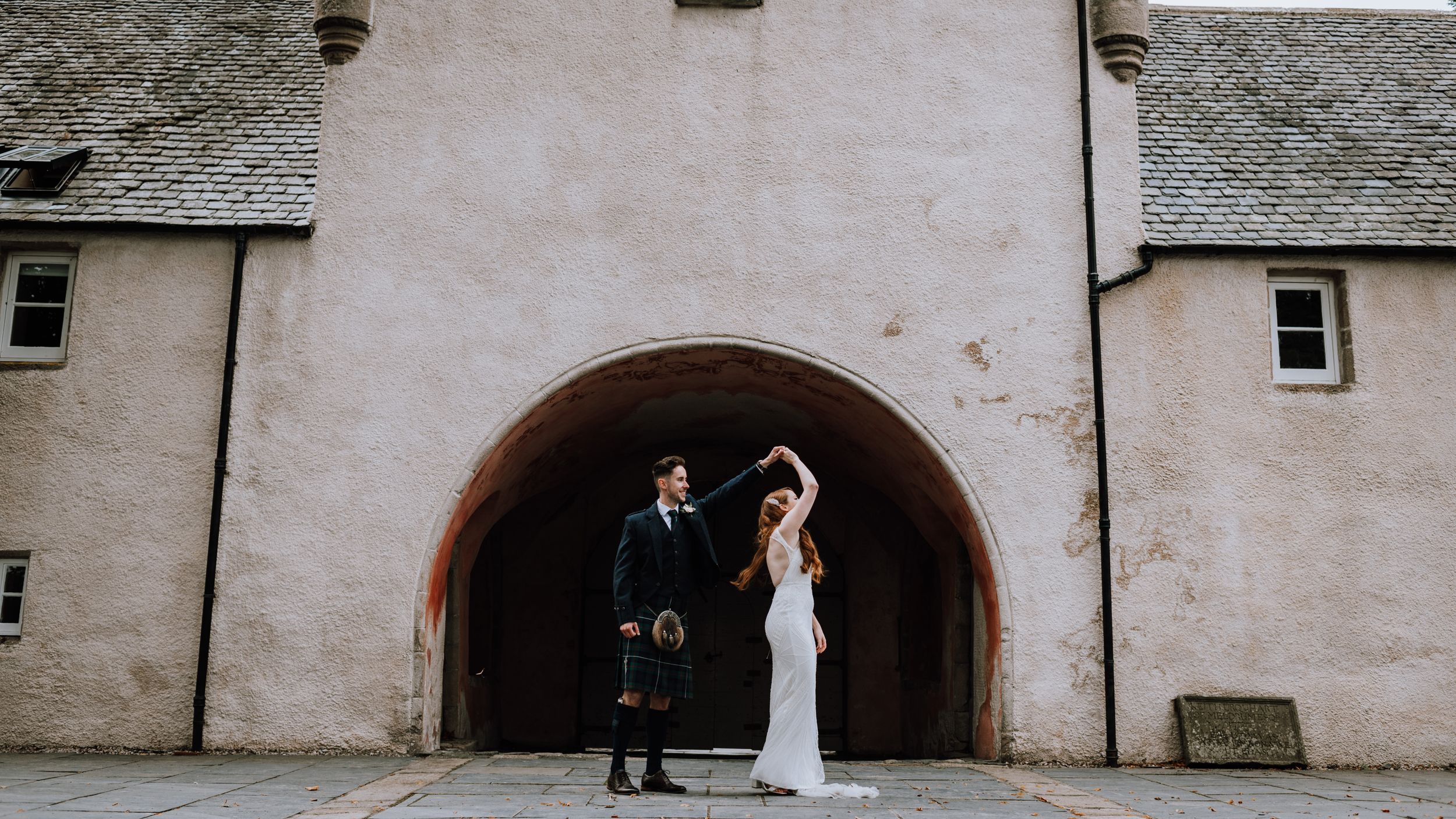Natural and Creative Aberdeen Wedding Photographer // Calum Riddell