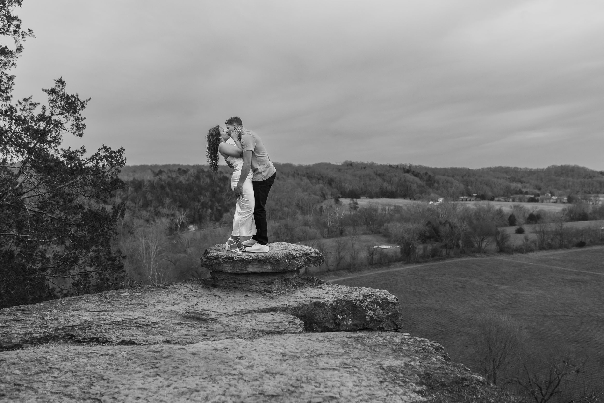 Adri Rae Photo - Tennessee Adventure Elopement Photographer