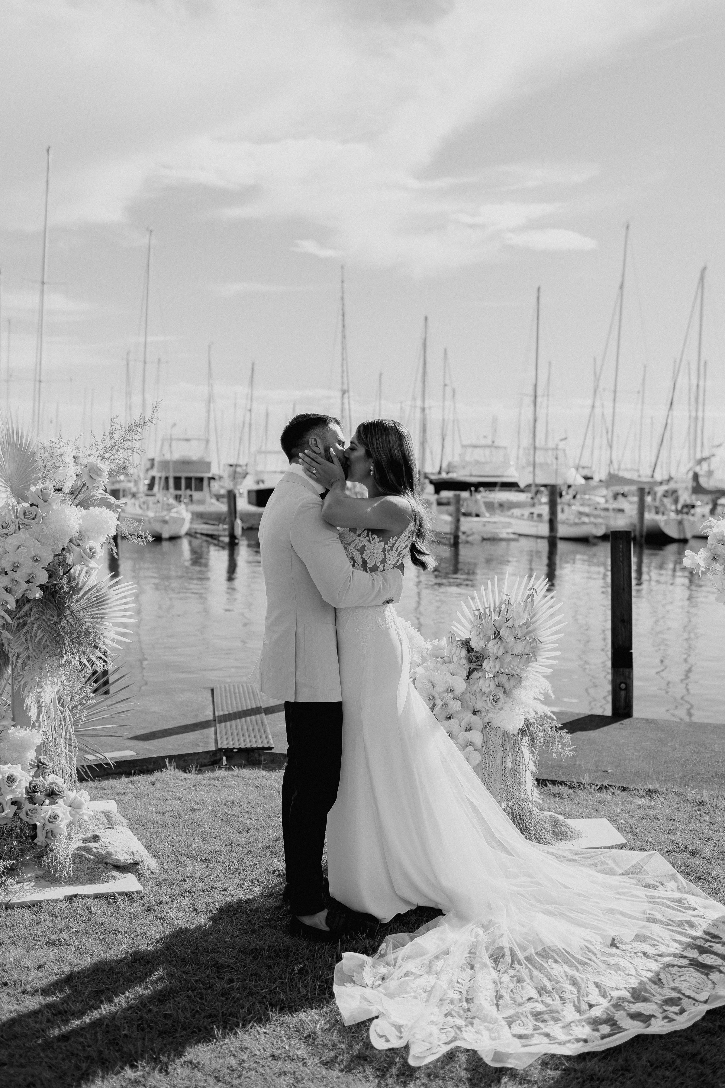 Portfolio - Real Weddings - Loren Ioppolo Studio